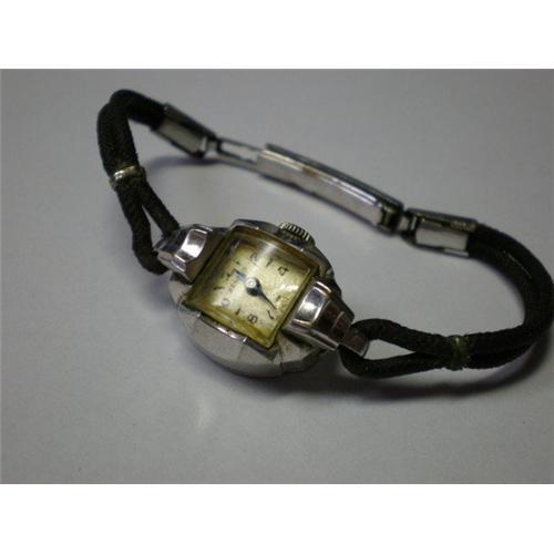 Vintage Ladies Benrus Wristwatch #1506306