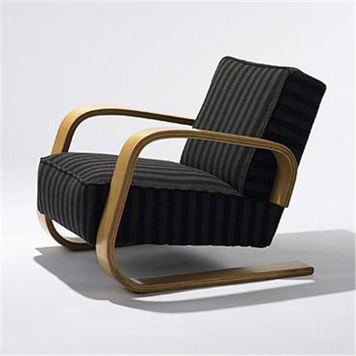 Alvar Aalto Tank lounge chair Artek Finland,