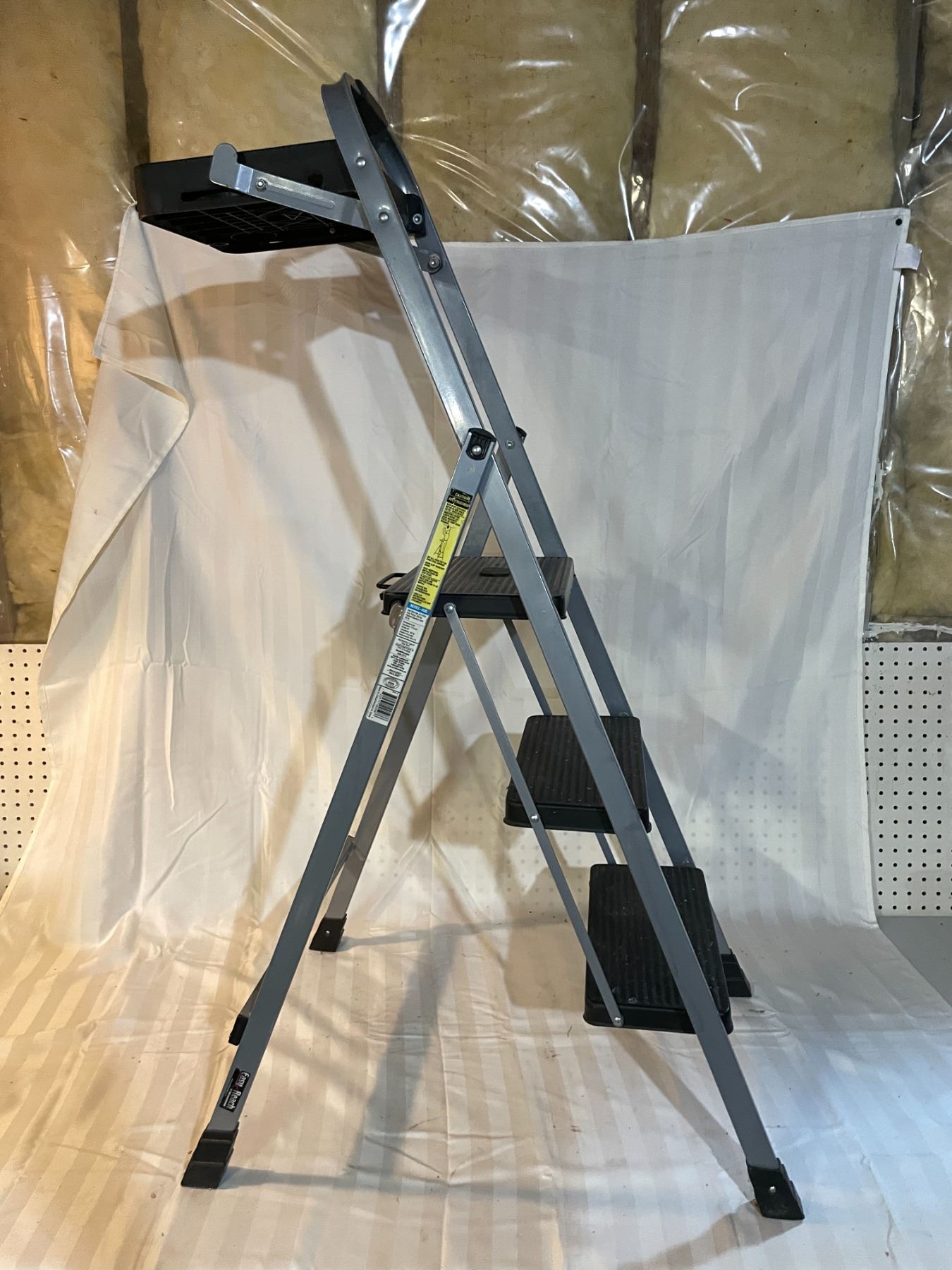 Easy Reach Step Ladder