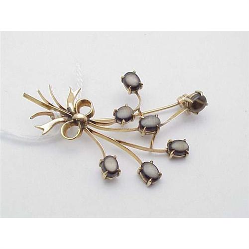 Cabochon Star Sapphire Pin