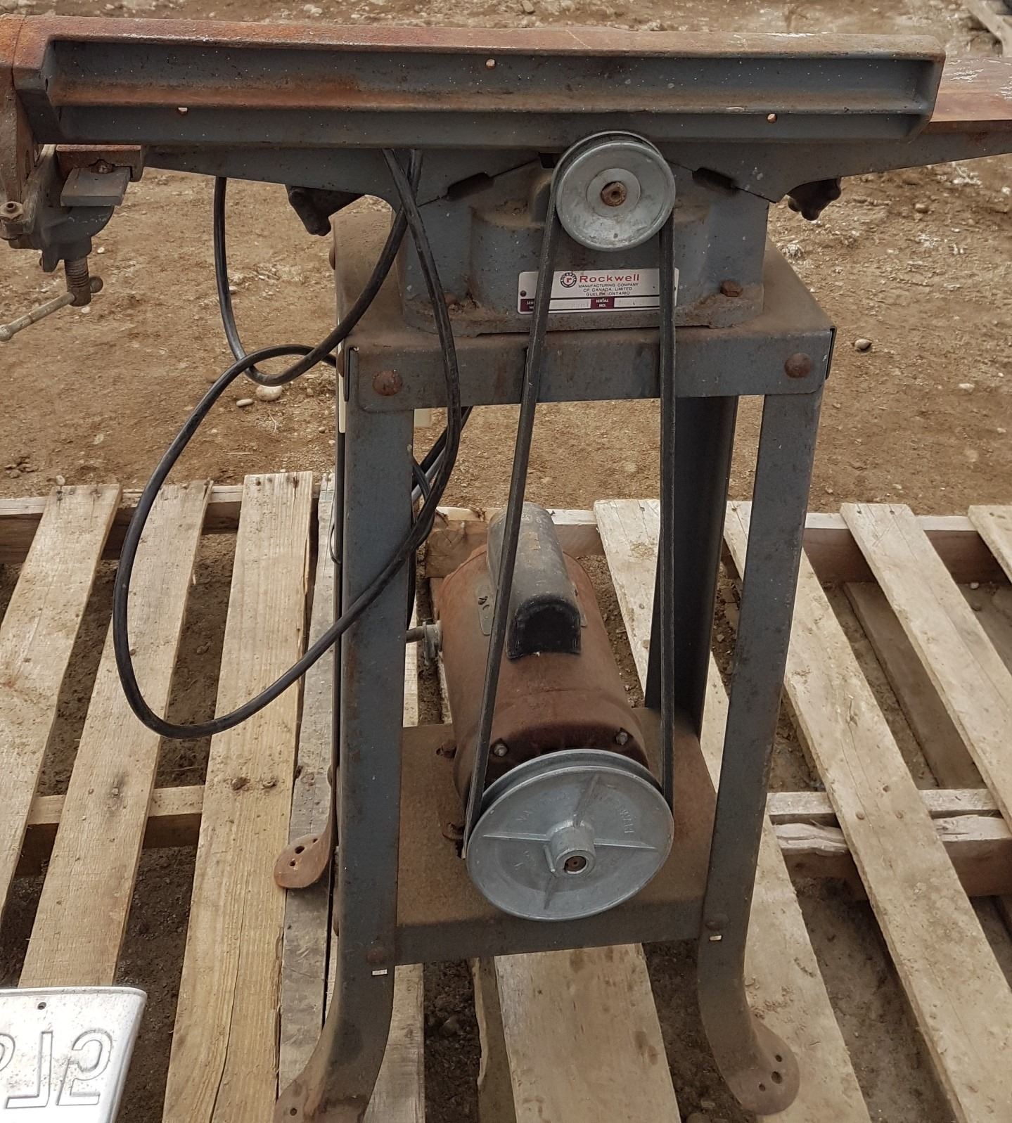 Planer / Edger 36" Tall - Schmalz Auctions