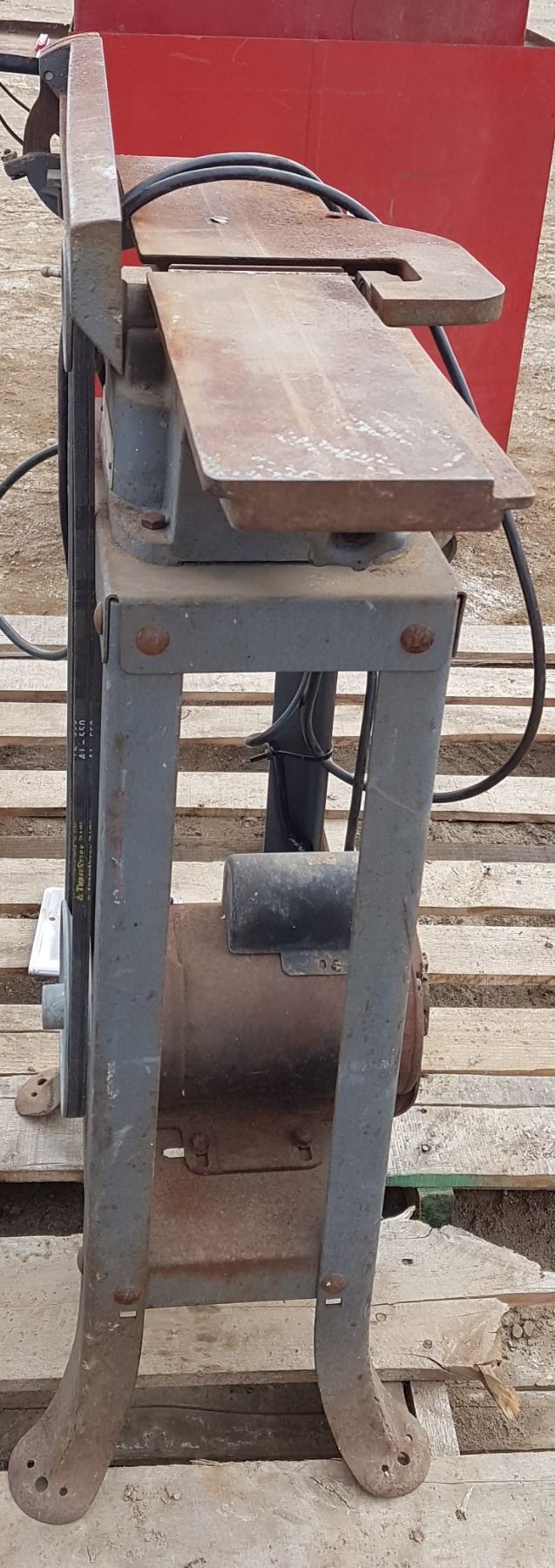 Planer / Edger 36" Tall - Schmalz Auctions