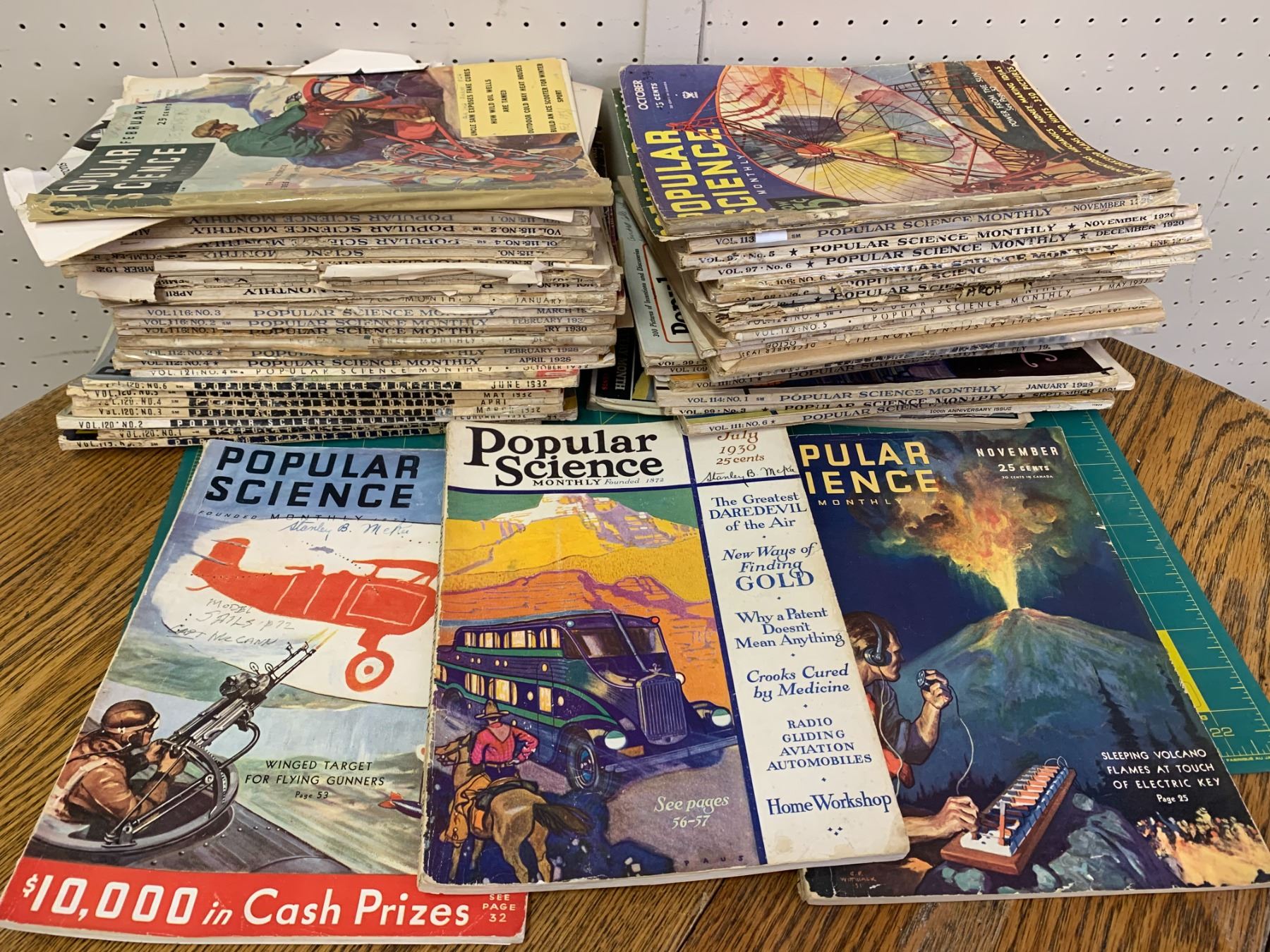 LOT OF 1920s 30s POPULAR SCIENCE MONTHLY MAGAZINES - Schmalz Auctions