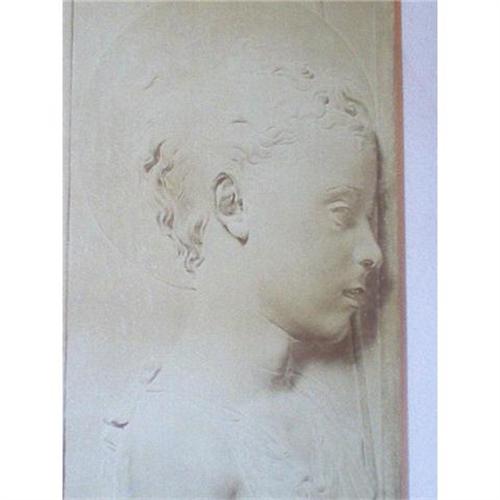 Photo of boy bust sculpture #1708331