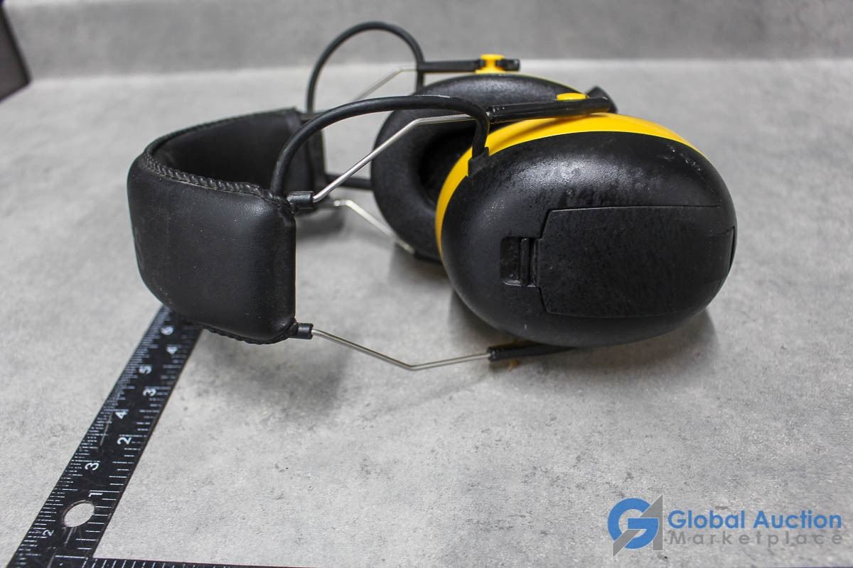 3M Radio Headphones