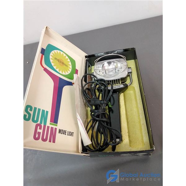 Vintage Sylvania Sun Gun Camcorder Light w/Original Box - Working
