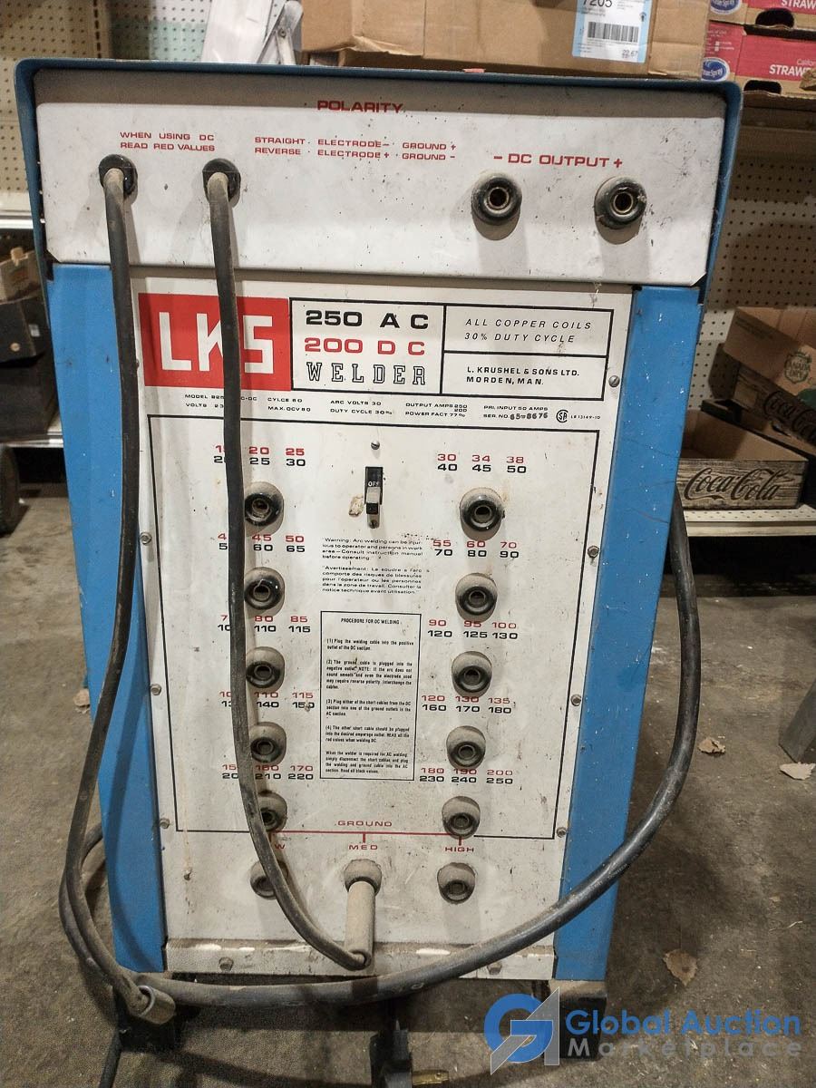 LKS 250 Amp AC/DC Arc Welder - Working
