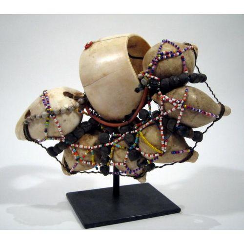 A RARE VAKUTA ISLAND KULA ORNAMENT (mwali),