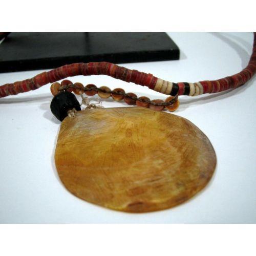 A VAKUTA ISLAND KULA ORNAMENT (soulava),