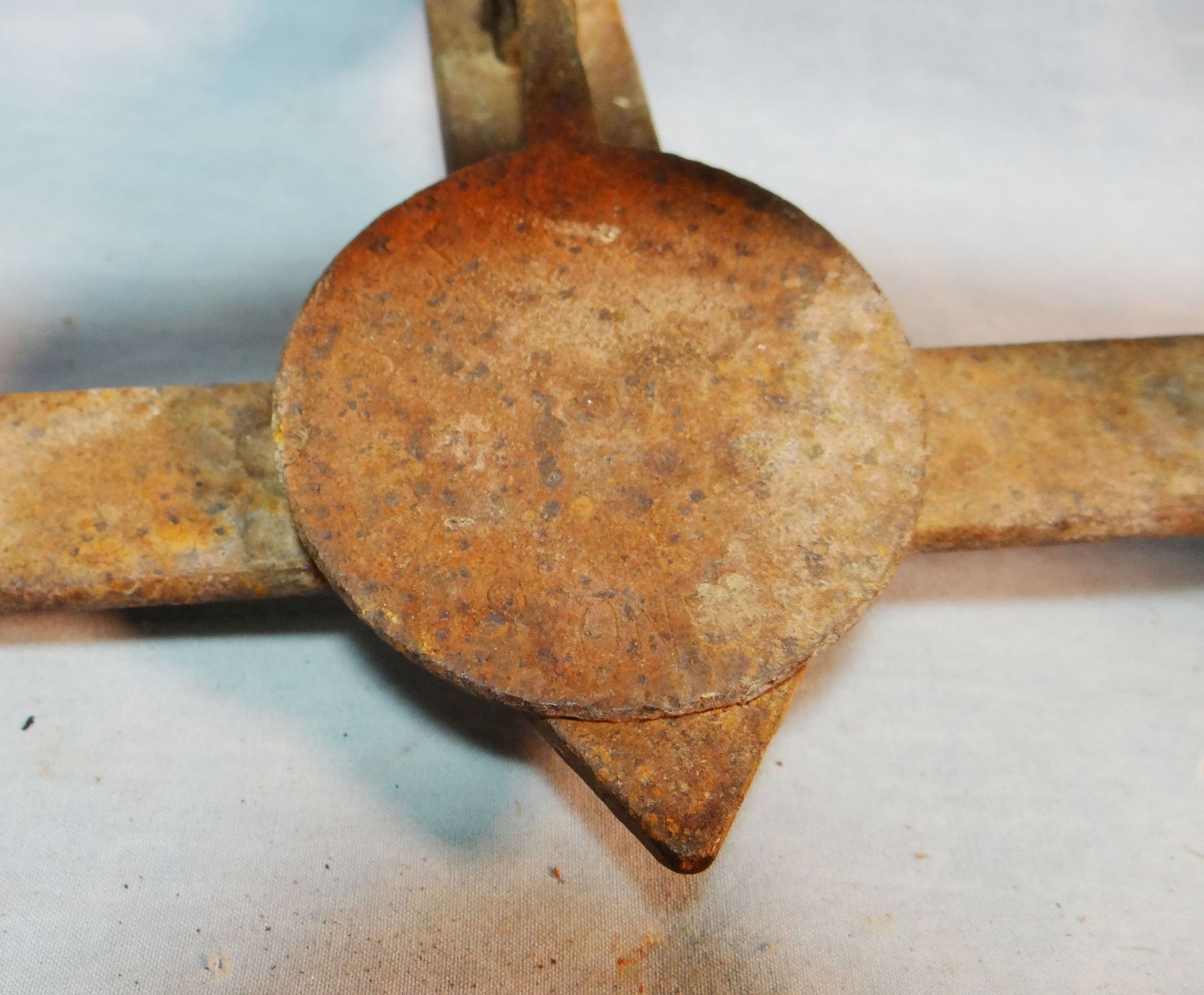 S. Newhouse #4 coyote trap, double spring, original chain