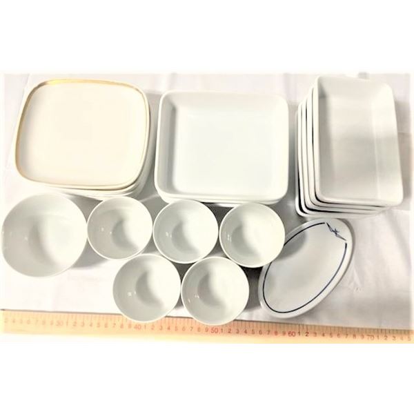 Vintage airliner food service plates