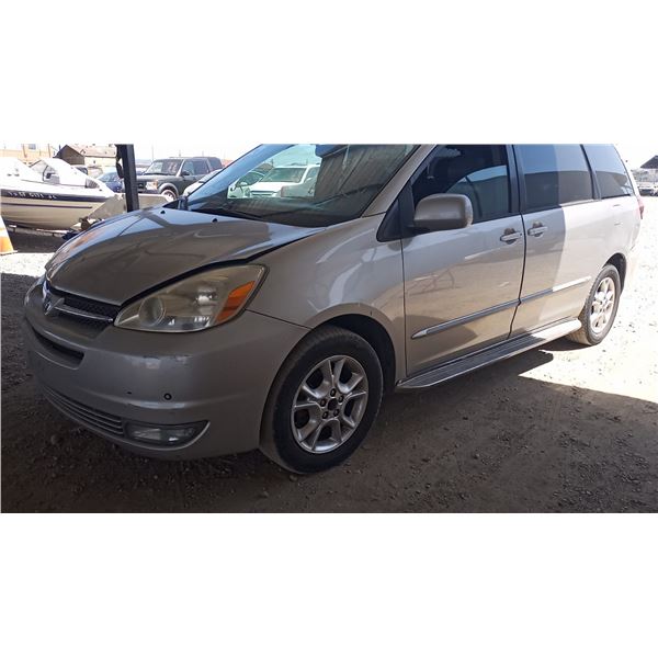2005 Toyota Sienna