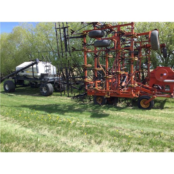 FH 40' Bourgault air seeder with valmar with Bourgault 180 air tank