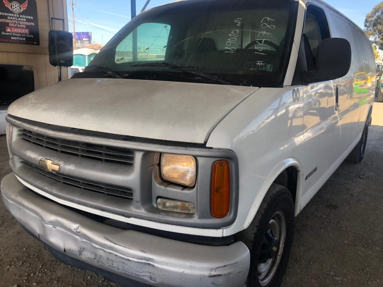 2000 Chevrolet Express Cargo