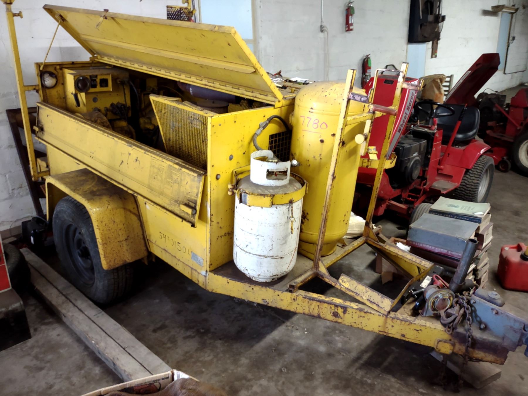 HESCO MOBILE MULTI POWER UNIT MODEL 1500