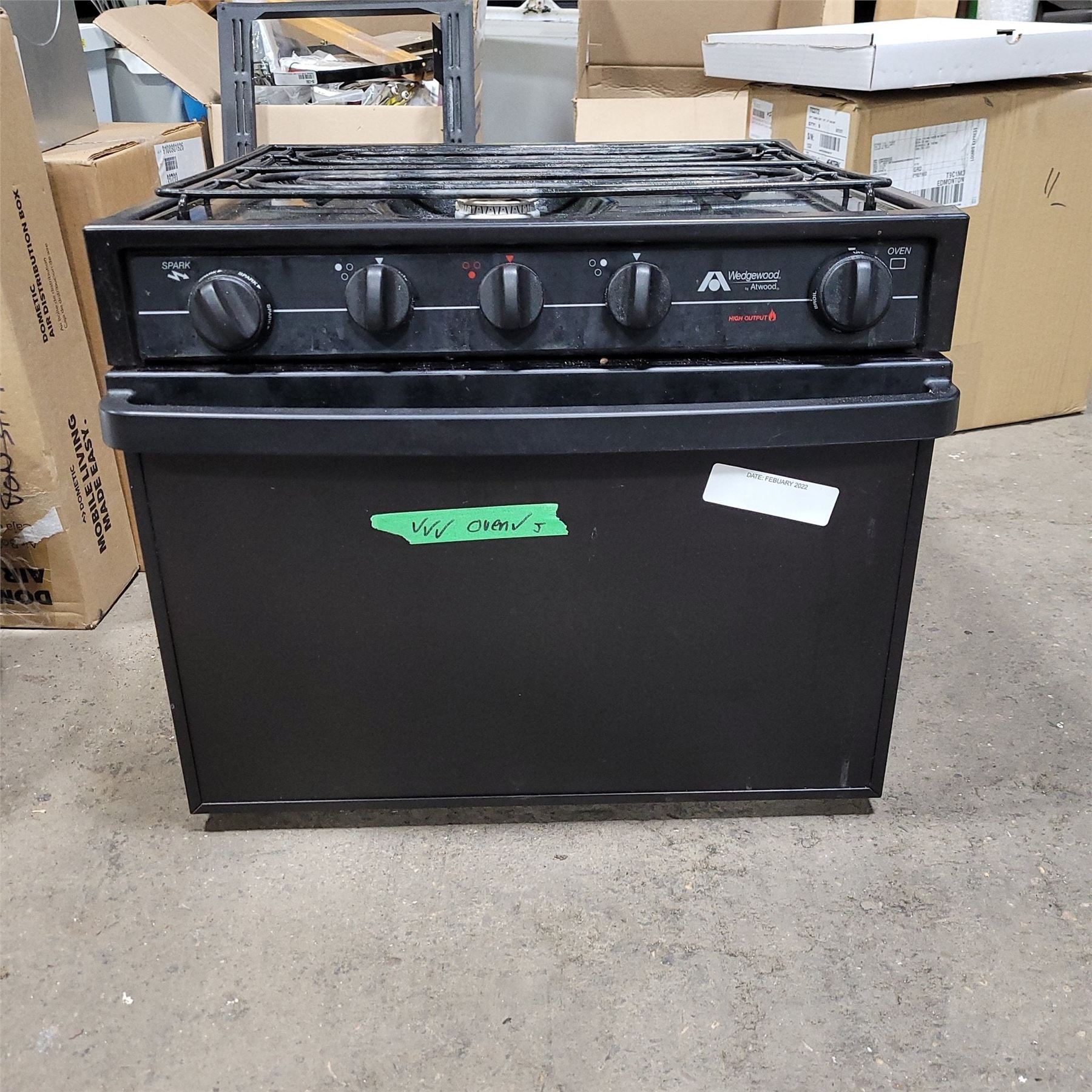 Used Atwood / Wedgewood range stove 3-burner 17 1/2 high | R-W1730BBP