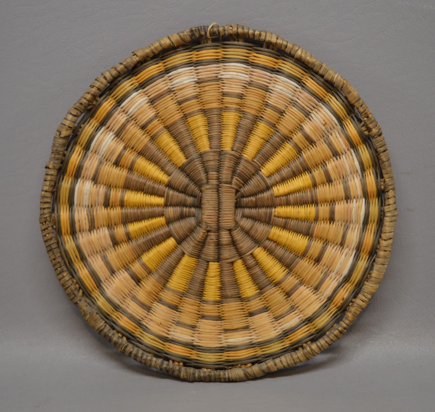 NATIVE AMERICAN HOPI WICKER BASKETRY PLAQUE