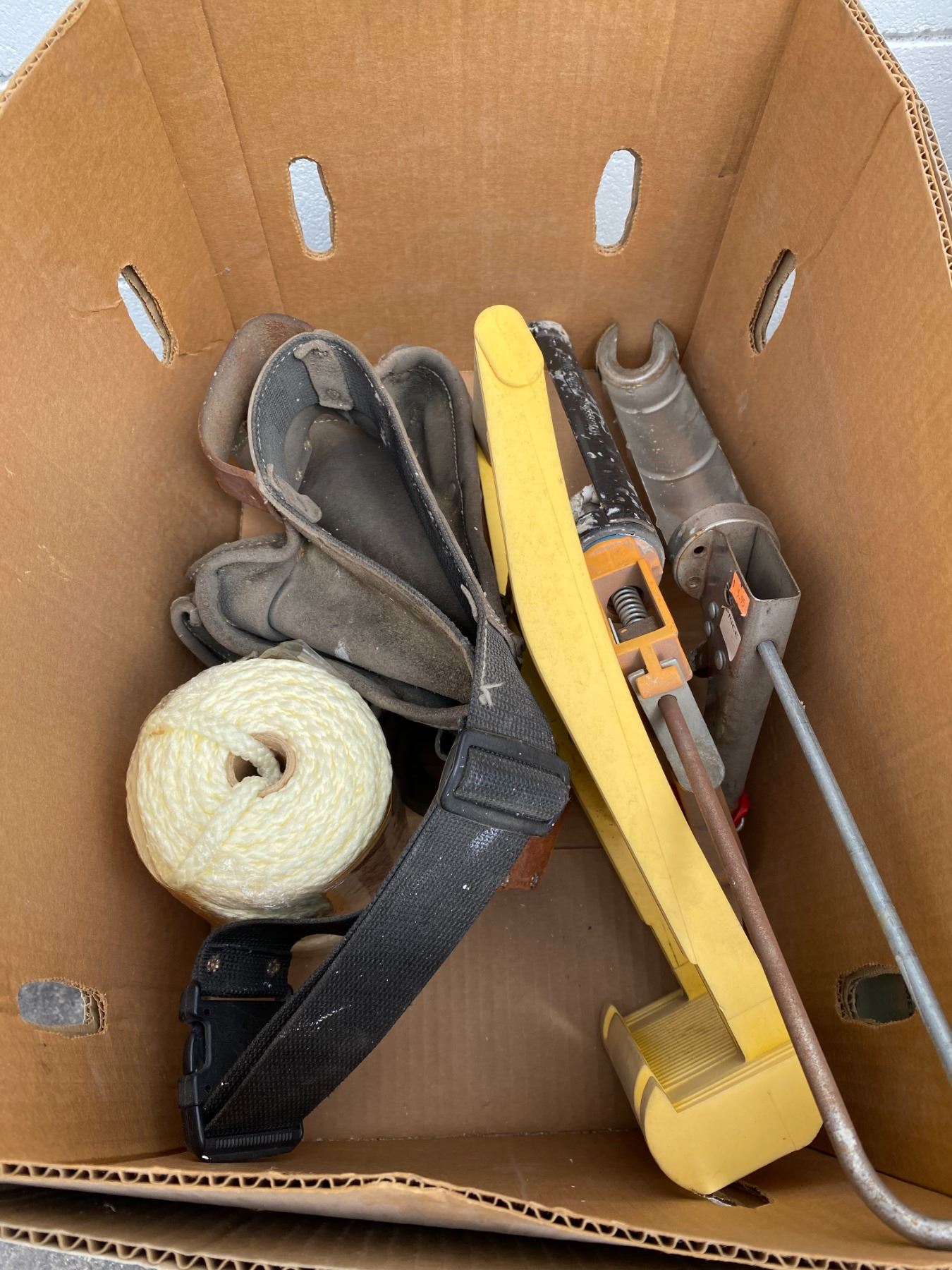 Lot tool belt, grease guns ect