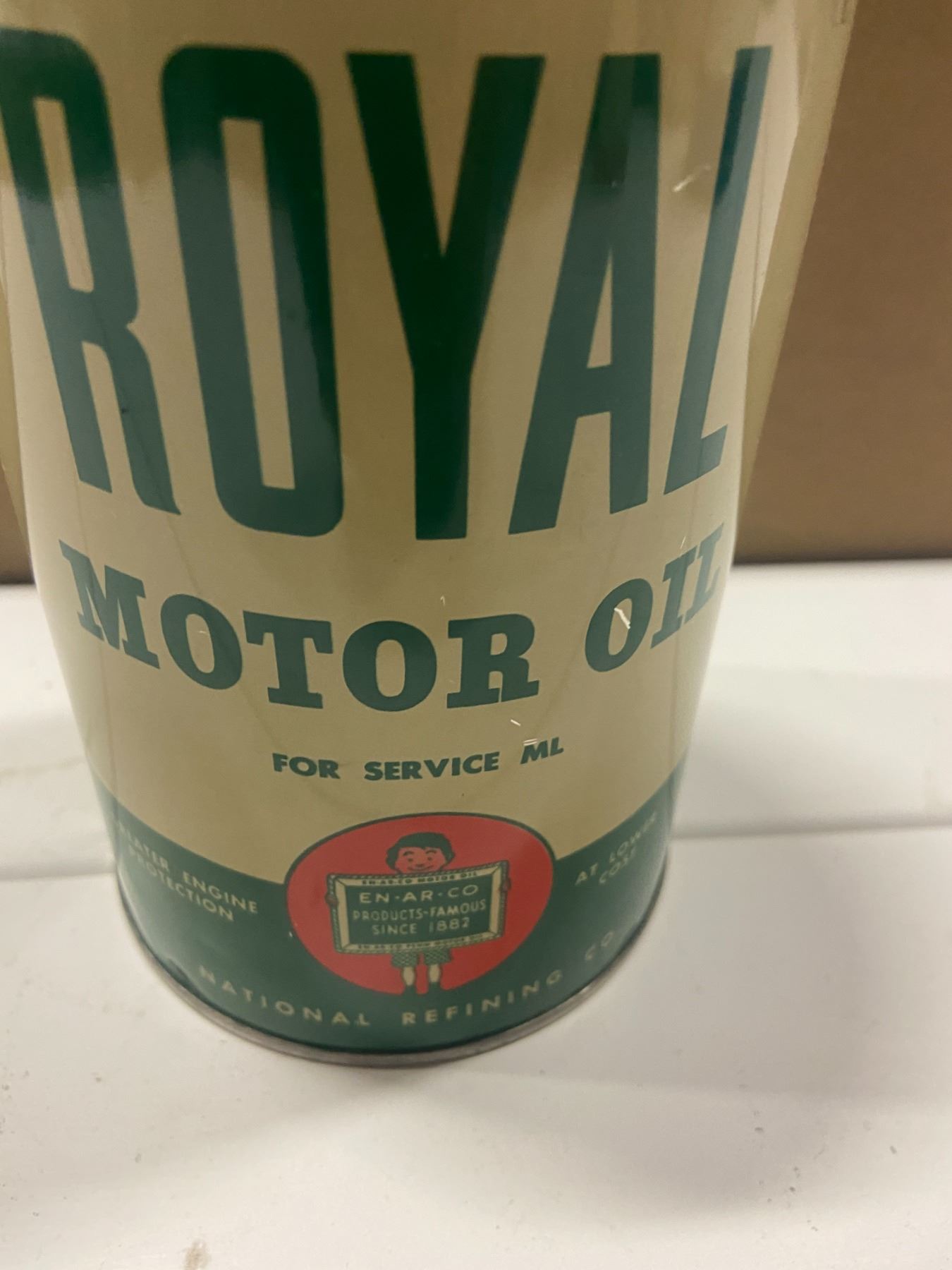 1 quart Royal motor oil Slate Boy tin - "Enarco" top has been cut out ...