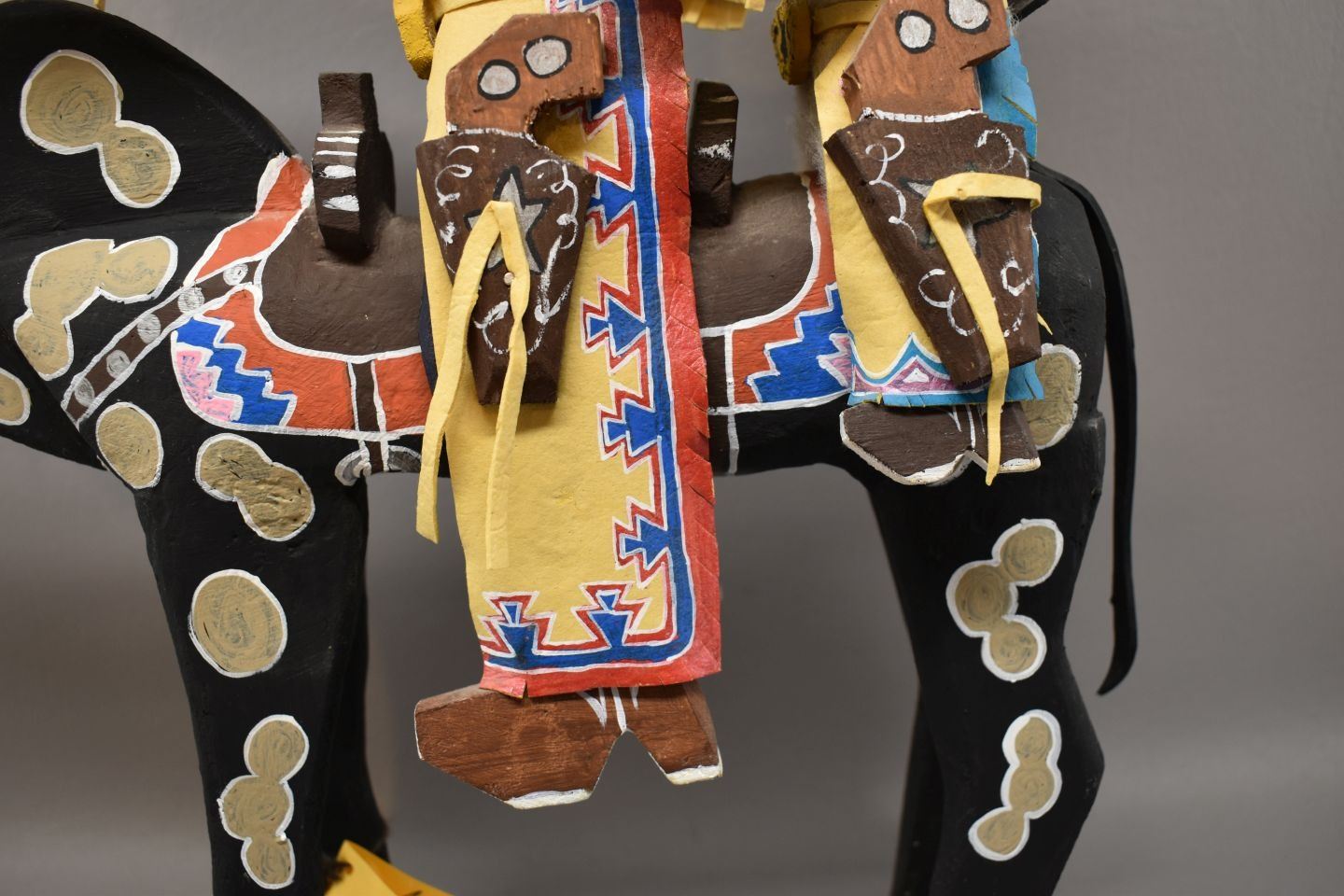 NATIVE AMERICAN NAVAJO FOLK ART CARVING BY DELBERT BUCK