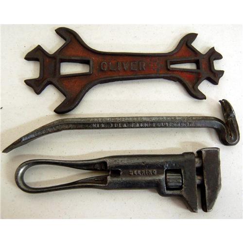 Deering- Oliver- New Idea wrench