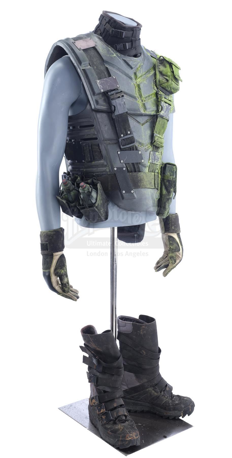 Lot # 352: STARSHIP TROOPERS (1997) - Sugar Watkins' (Seth Gilliam ...