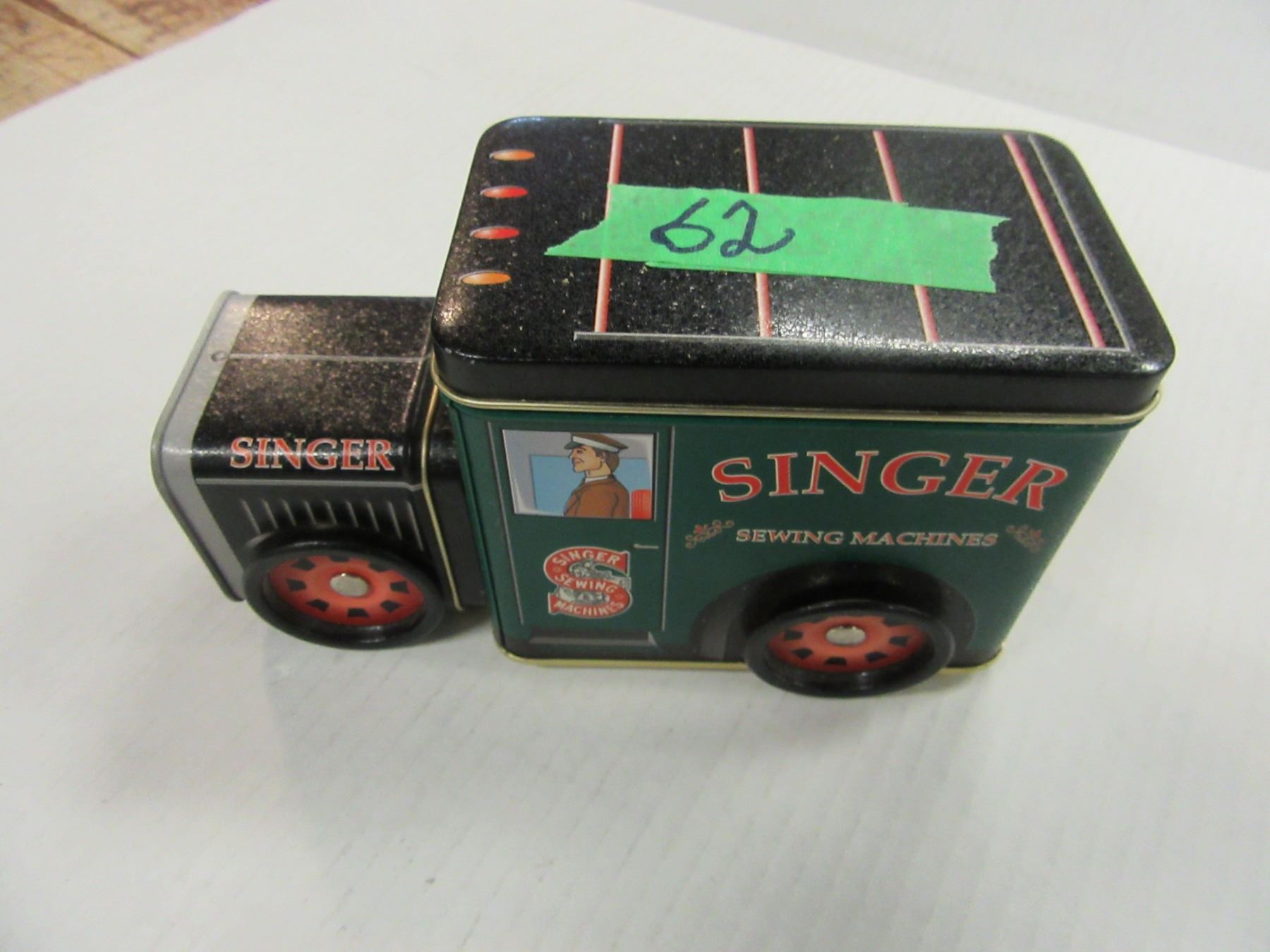SINGER SEWING MACHINE TIN TRUCK