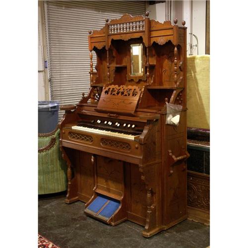 CIRCA 1880-90 A.B. CHASE OAK EASTLAKE PUMP ORGAN