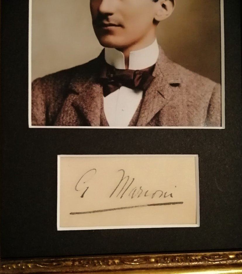 Guglielmo Marconi signature. (1874-1937).