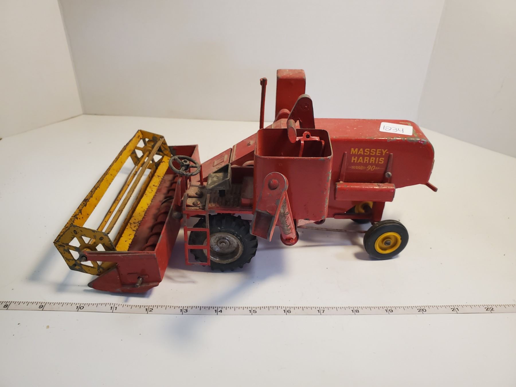 MASSEY HARRIS SELF PROPELLED 90 TOY COMBINE -SCARCE