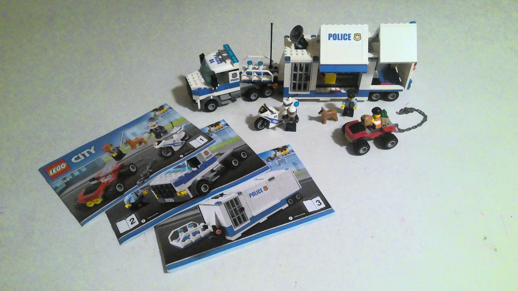 Lego City Police Mobile Command Center #60139