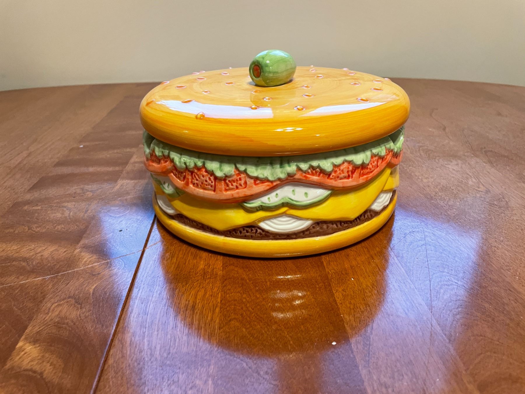 Burger Condiment Server