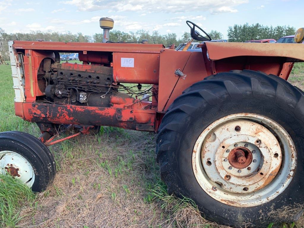Cockshutt 1650 tractor