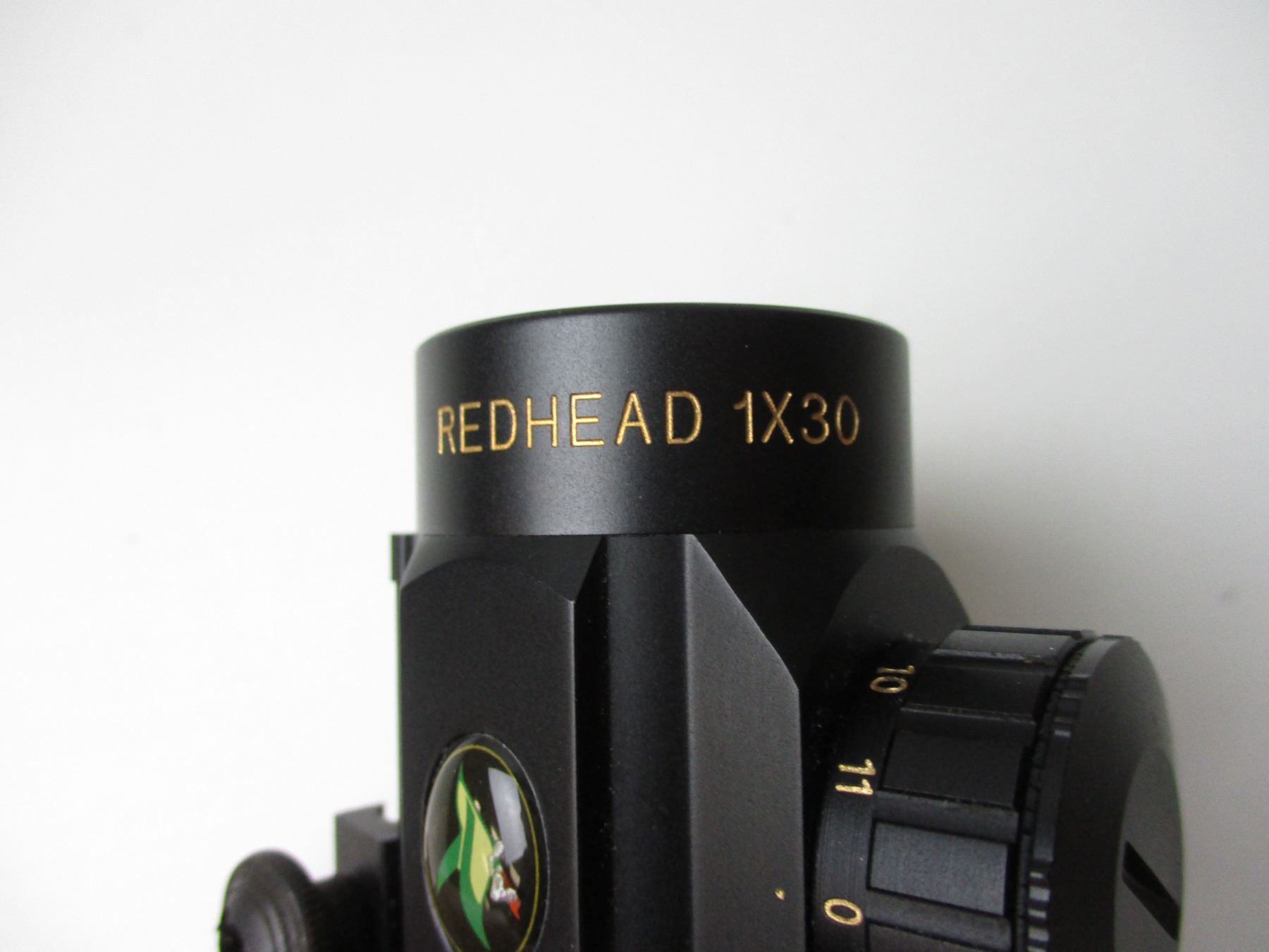 REDHEAD 1X30 RED DOT SIGHT REDHEAD 1X30 RED DOT SIGHT