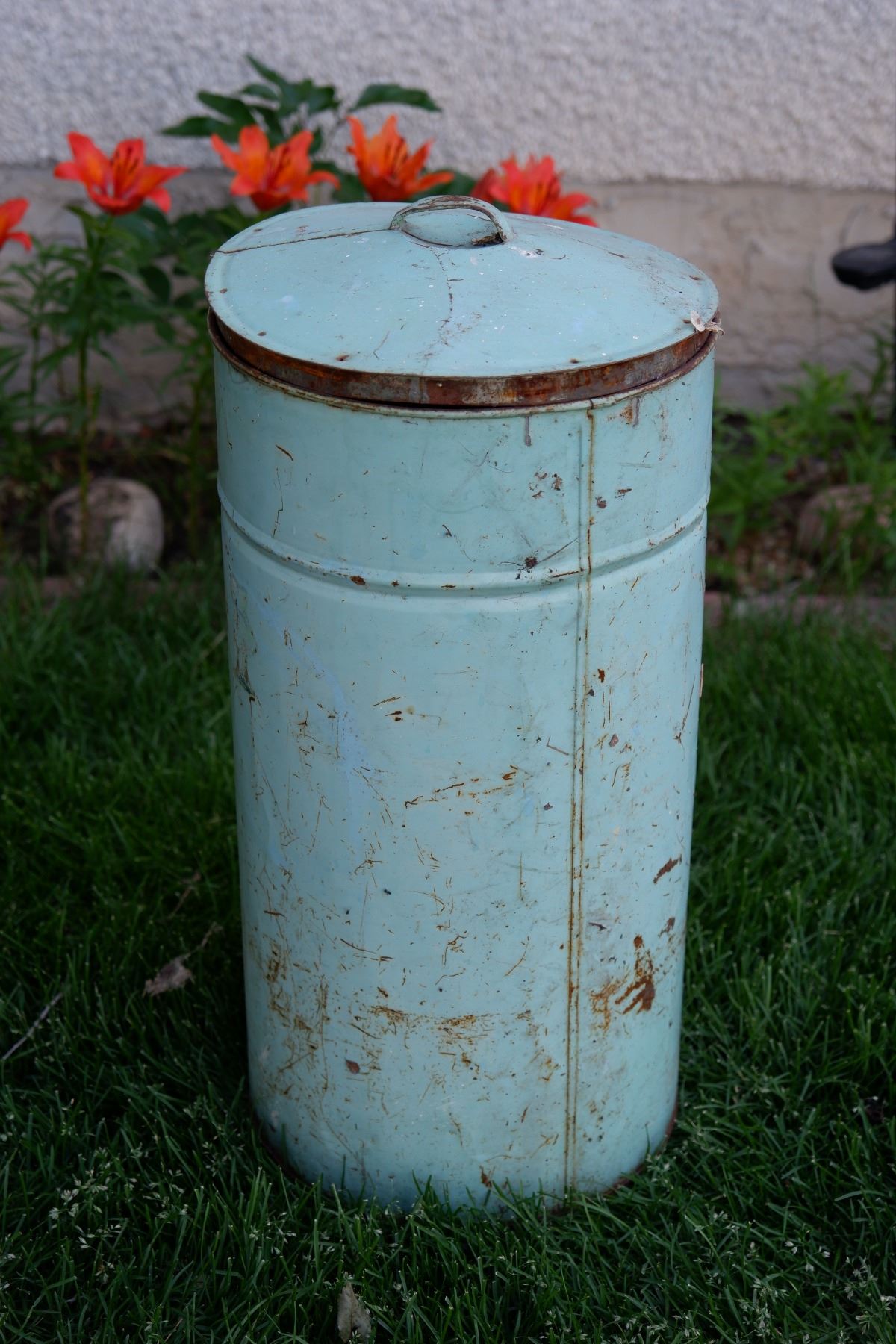 Vintage Metal Flour Container w/Lid, 40" tall - Schmalz Auctions