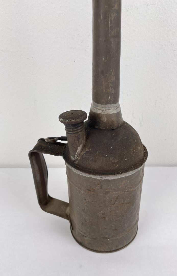 NYCL New York Central Railroad Long Neck Oiler