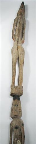 AN OLD ASMAT ANCESTOR POLE (mbis)