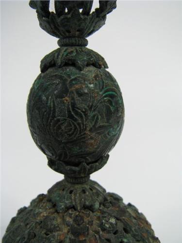 A MING DYNASTY MANDARIN HAT FINIAL