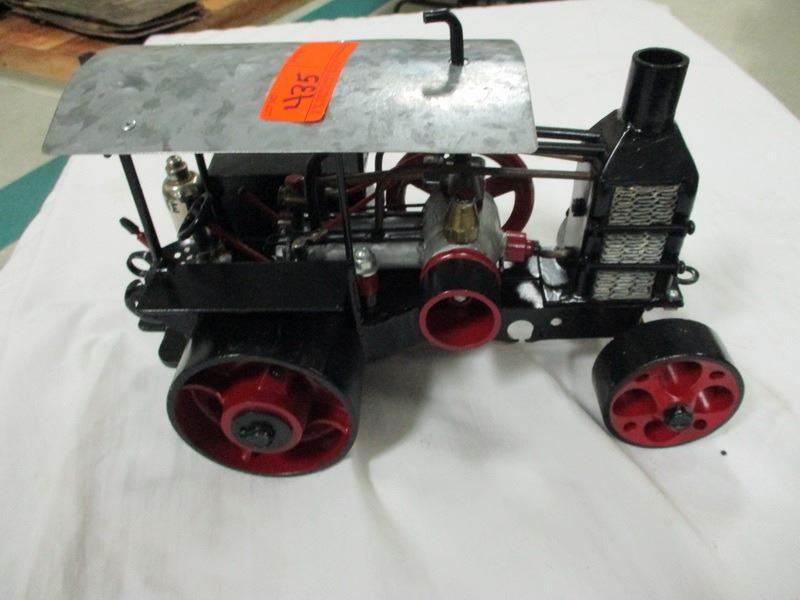 Homemade Hart Parr tractor model - very detailed