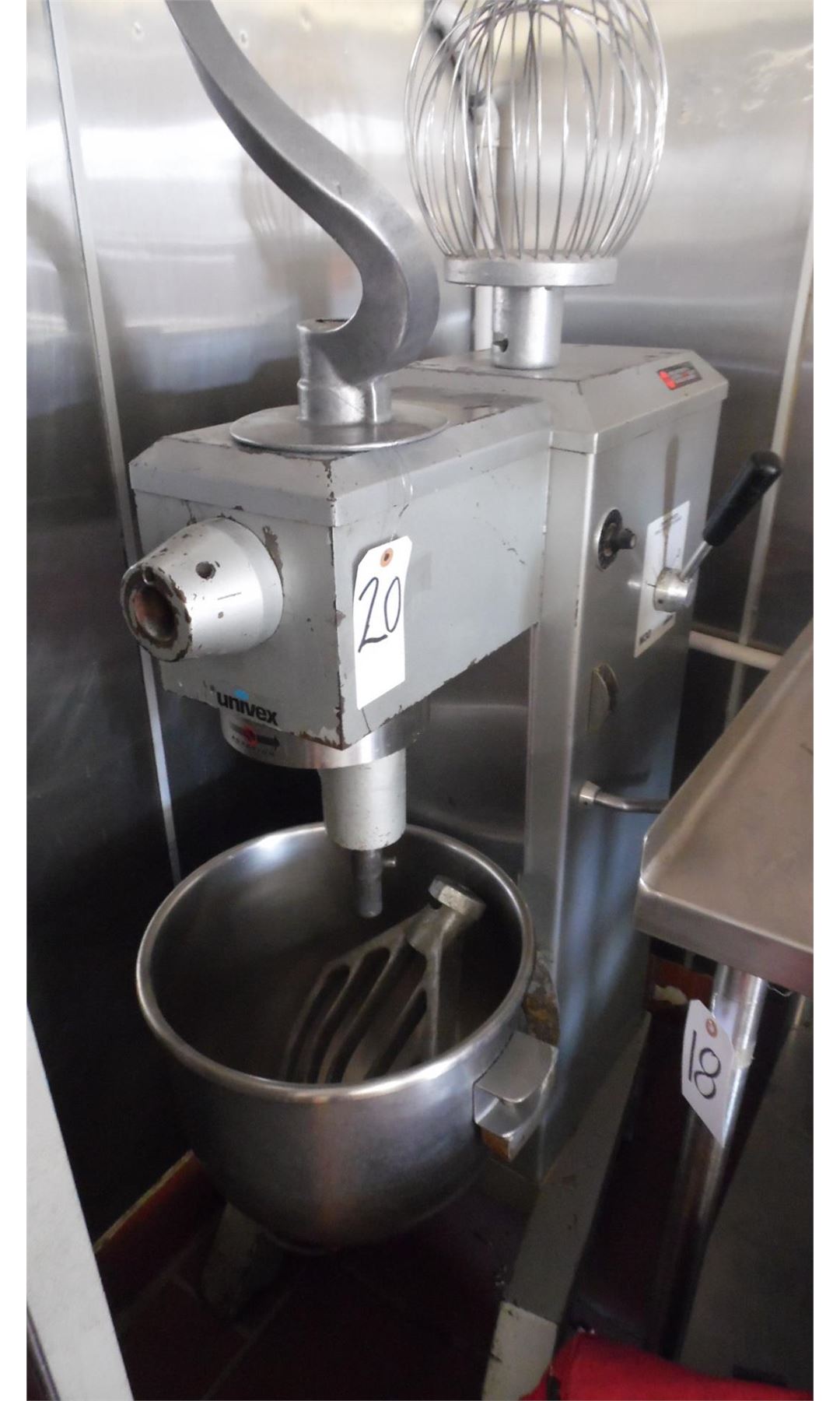 UNIVEX M-30 30-QT. MIXER w/ 4 ATTACHMENTS