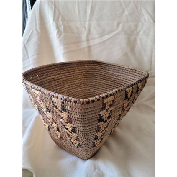 First Nations basket rectangular
