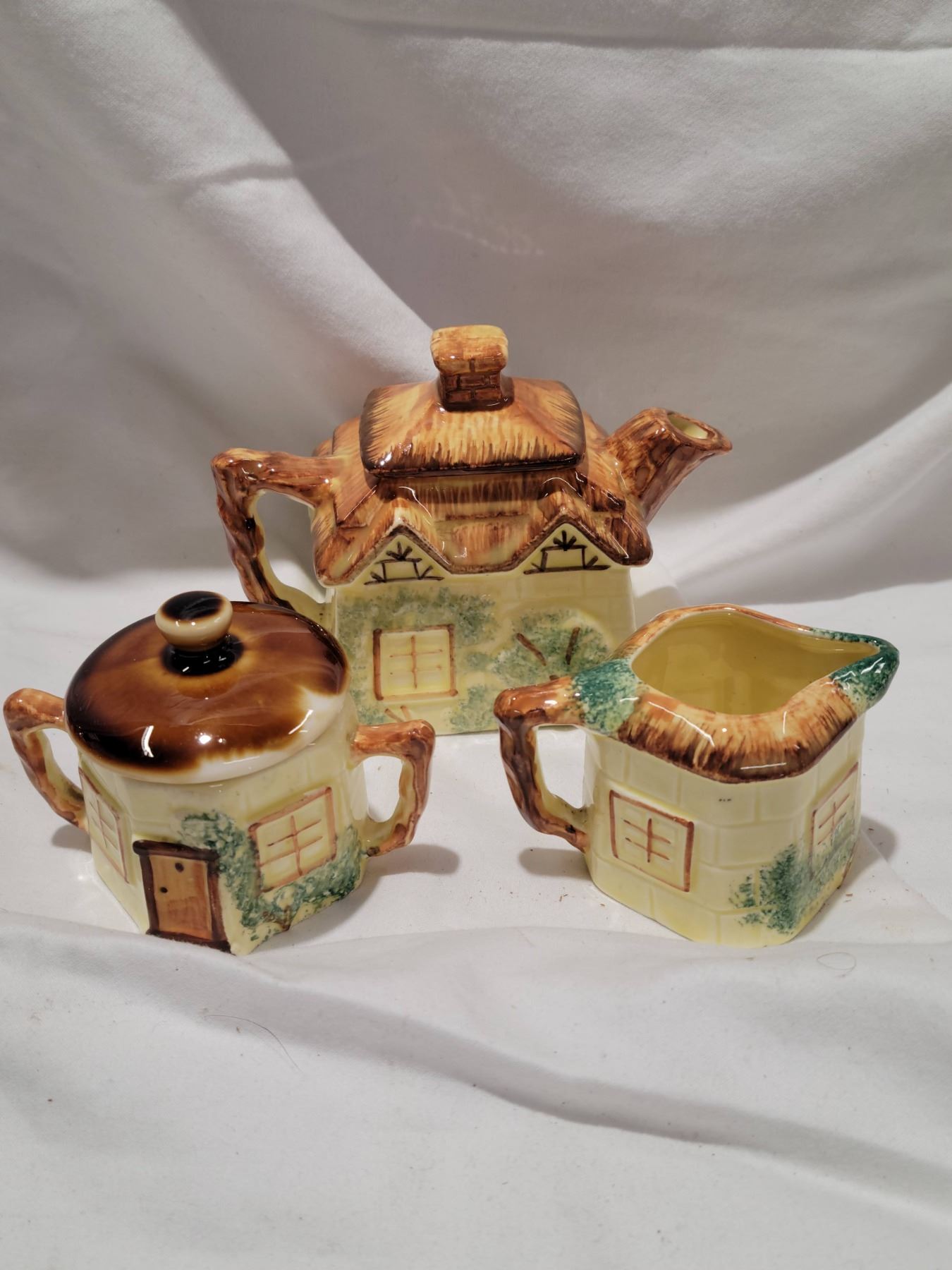 1950s Neal Street Pottery childs tea set