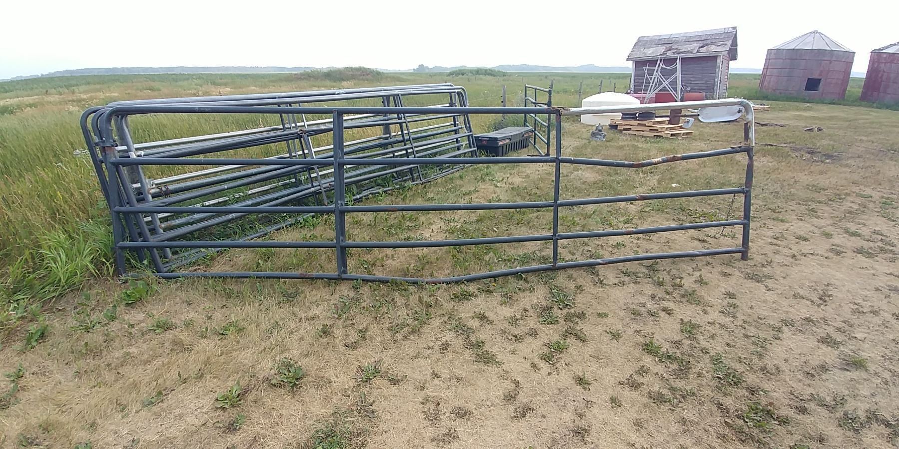 3 DAMAGED AND REPAIRED 16' FARM GATES - Schmalz Auctions