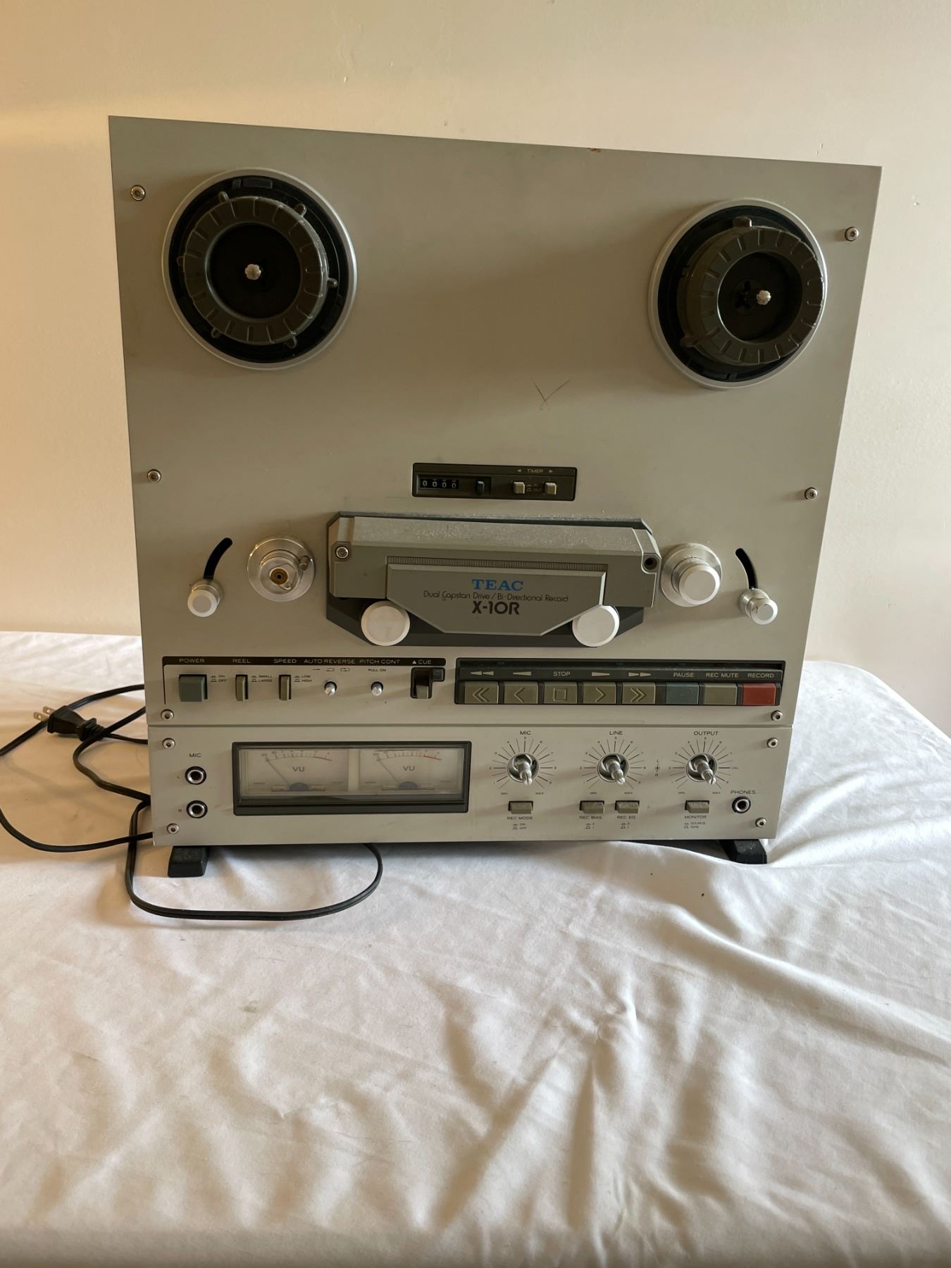 TEAC X-10R Stereo Tape Deck - Dual Capstan Drive/Bi-directional Record