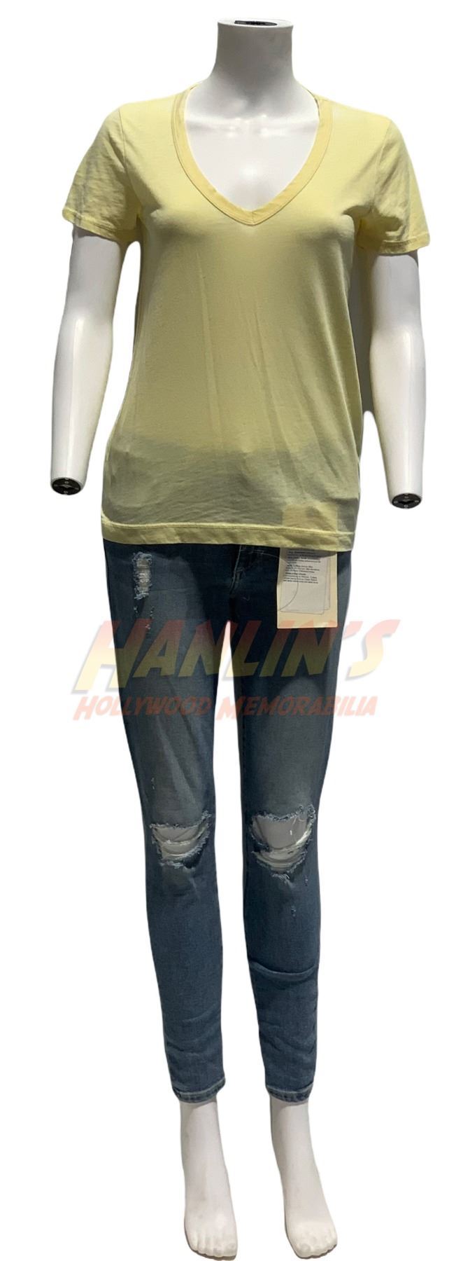 Greenland (2020) - Allison Garrity Flashback Hero Shirt and Jeans