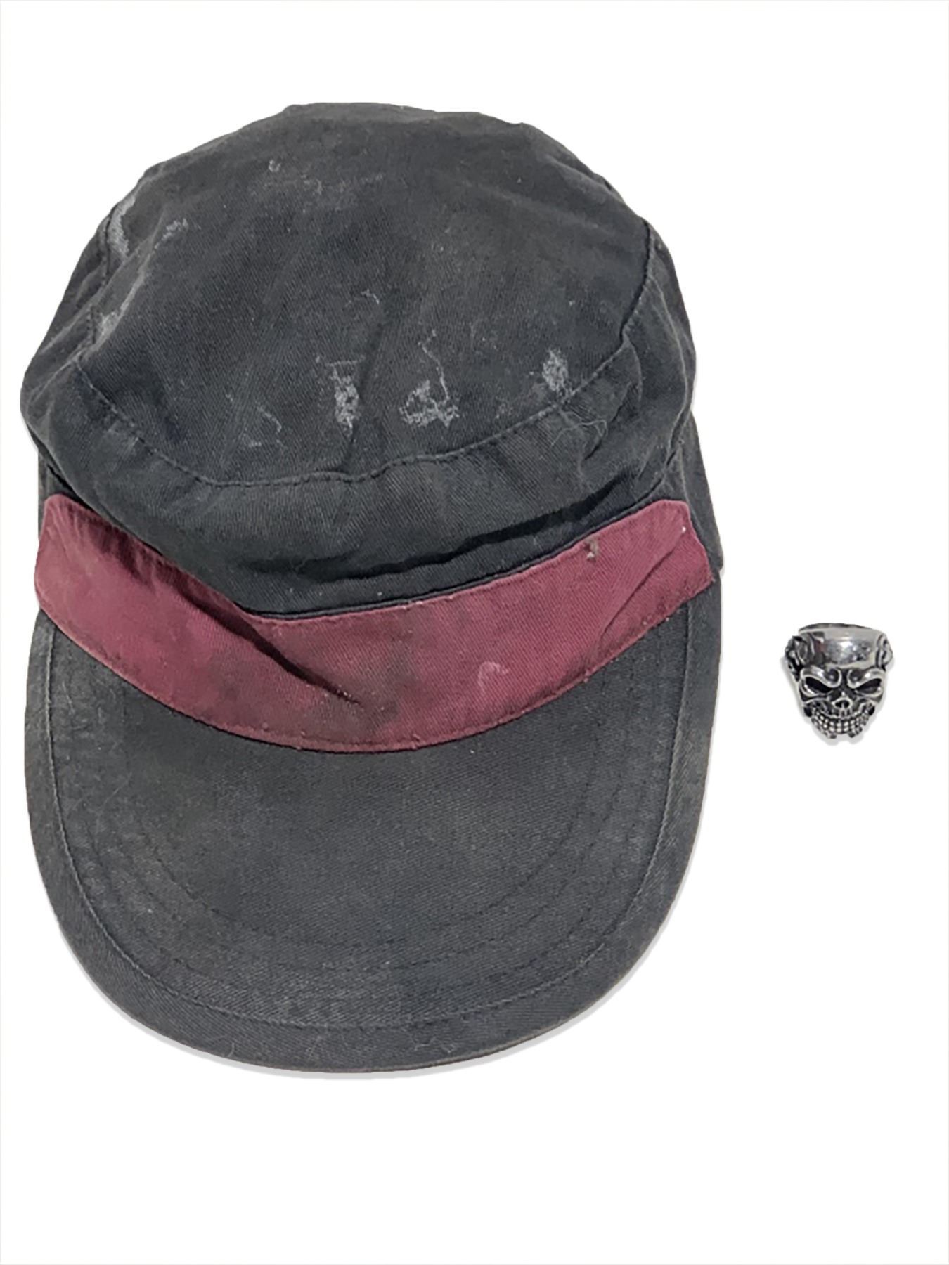 Black Widow (2021) - Russian Gulag Prisoner Cap and Skull Ring