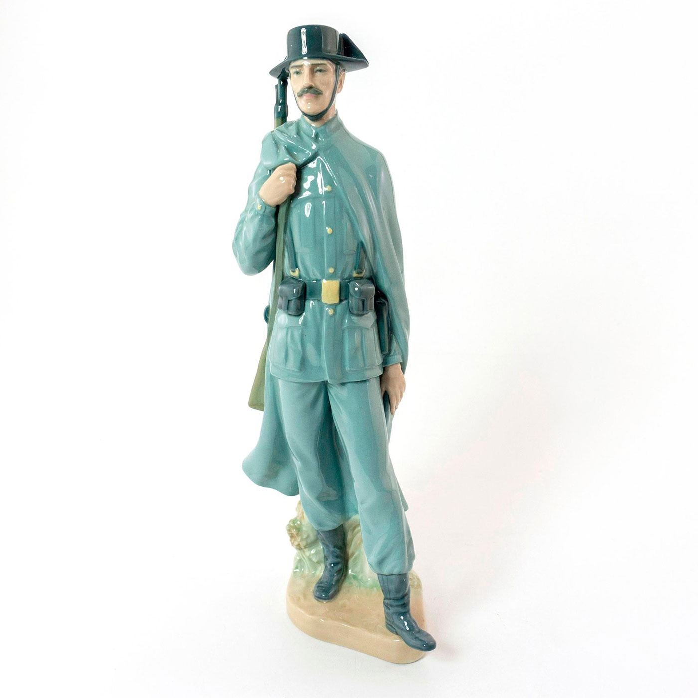 Spanish Policeman 1004889 - Lladro Porcelain Figurine