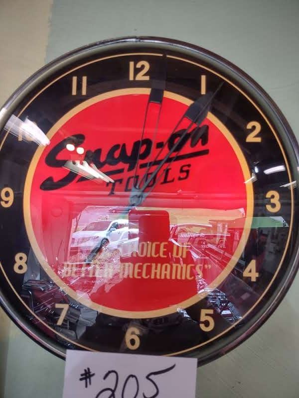 VINTAGE GLASS AND METAL SNAP-ON CLOCK