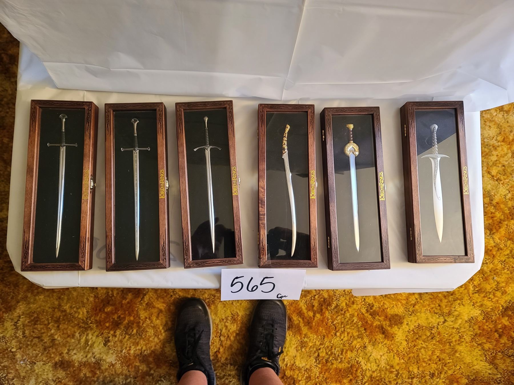 6-piece lord of the rings miniature sword set, 10"