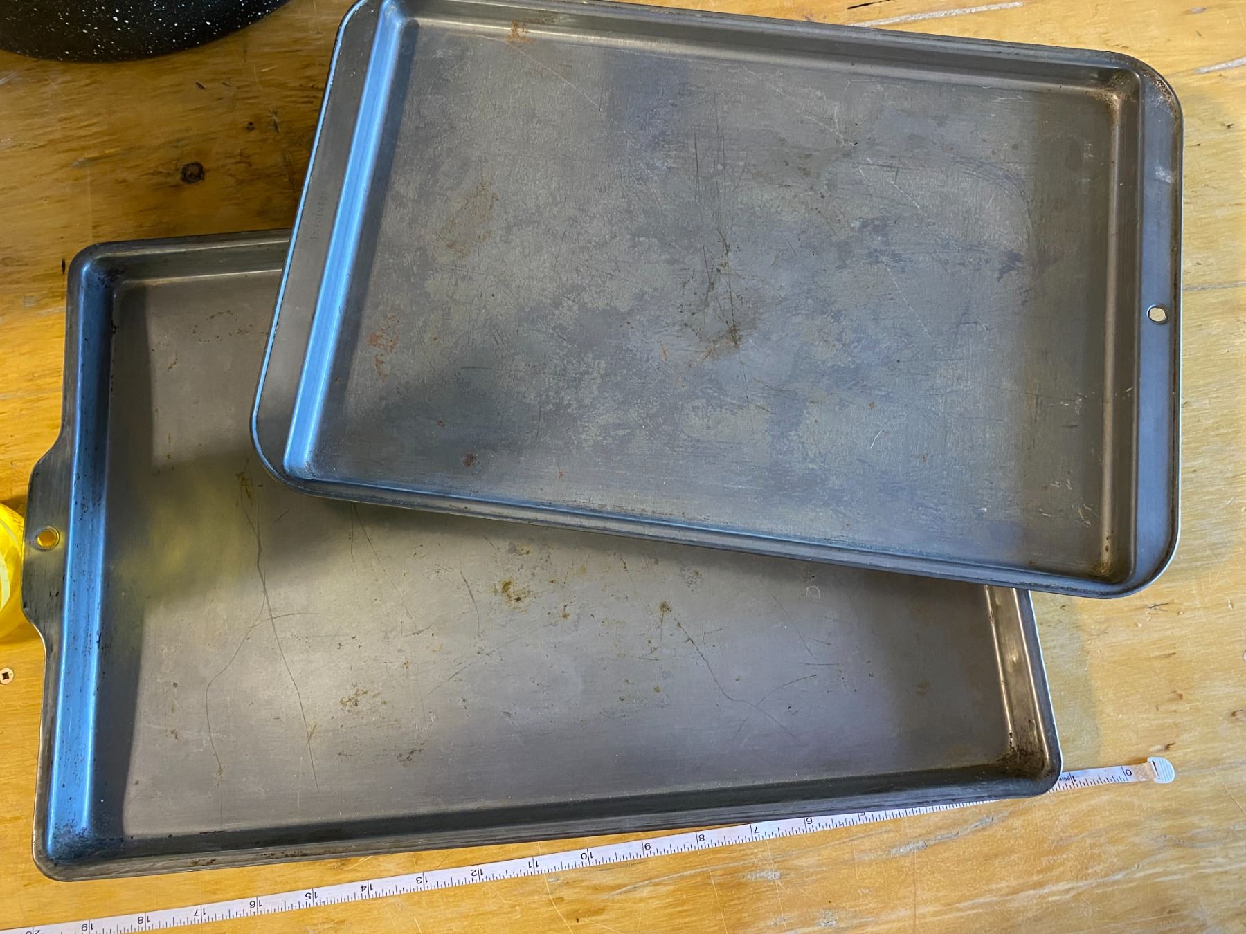 Lot Bakeware, 3 Heavy Duty Mini Loaf Pans, 3 Shallow Baking Sheets ...